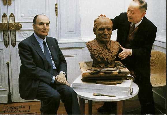 TCHANG ET... MITTERRAND ! L'OCCASION D'EN SAVOIR PLUS SUR TCHANG ...